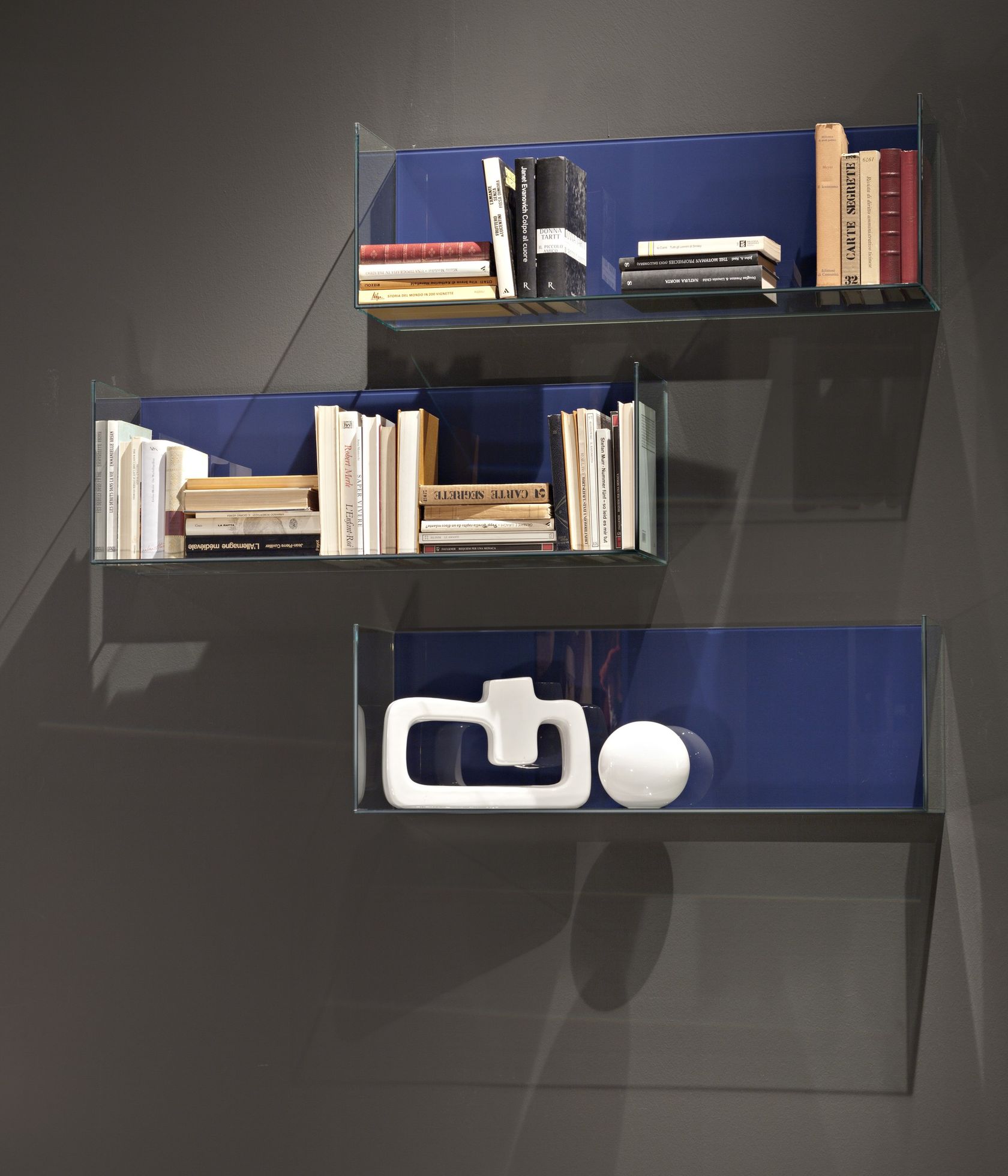 GLASSBOX Wall cabinet By EmmeBi | design Pietro Arosio