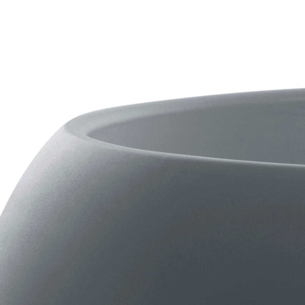 GOBI 4 | Planter Low round planter By Diabla | design Pablo Gironés