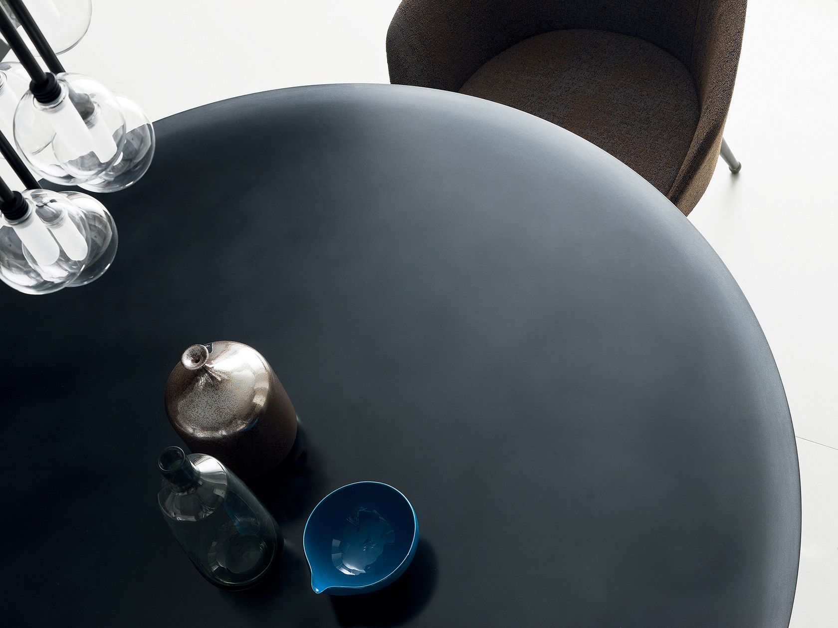 Lacquered round table HI-DECK Hi-Deck Collection By Capo d’Opera design ...