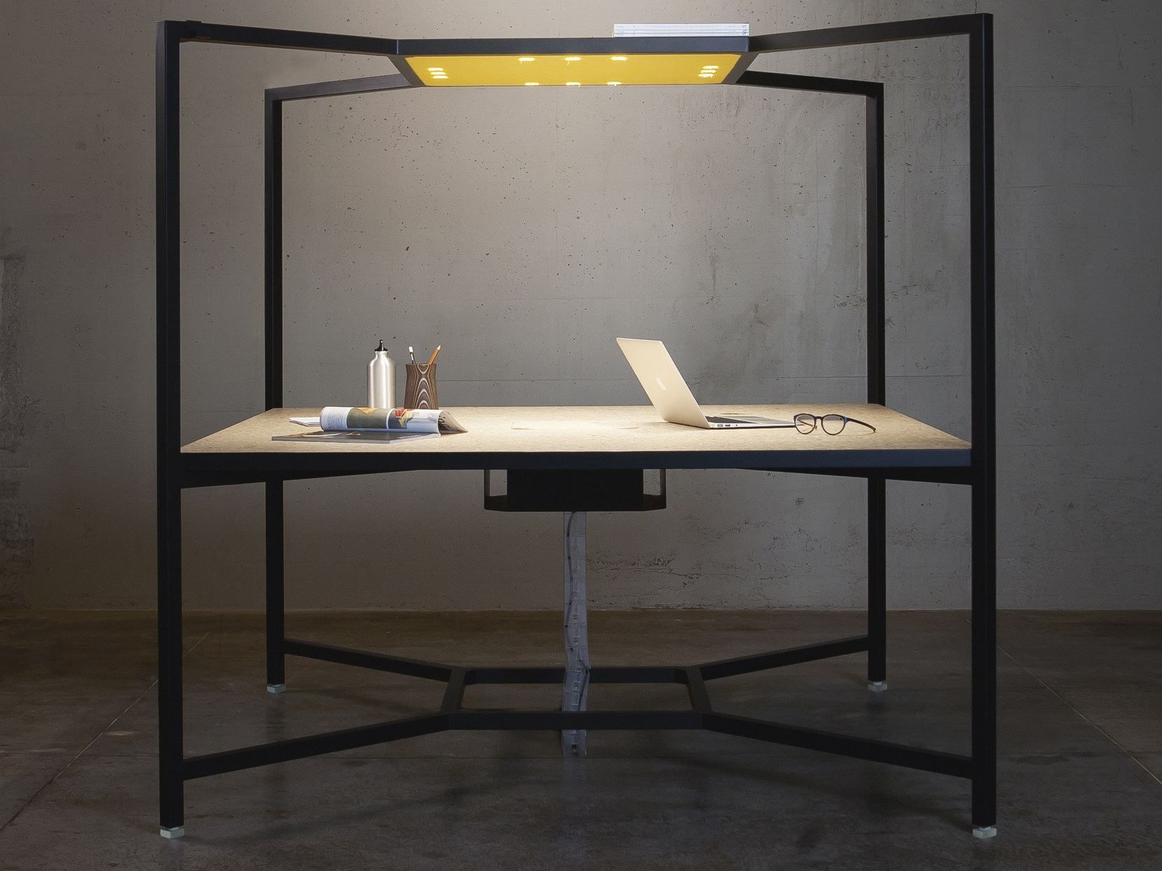 HUB | Office workstation By FANTONI design Matteo Ragni