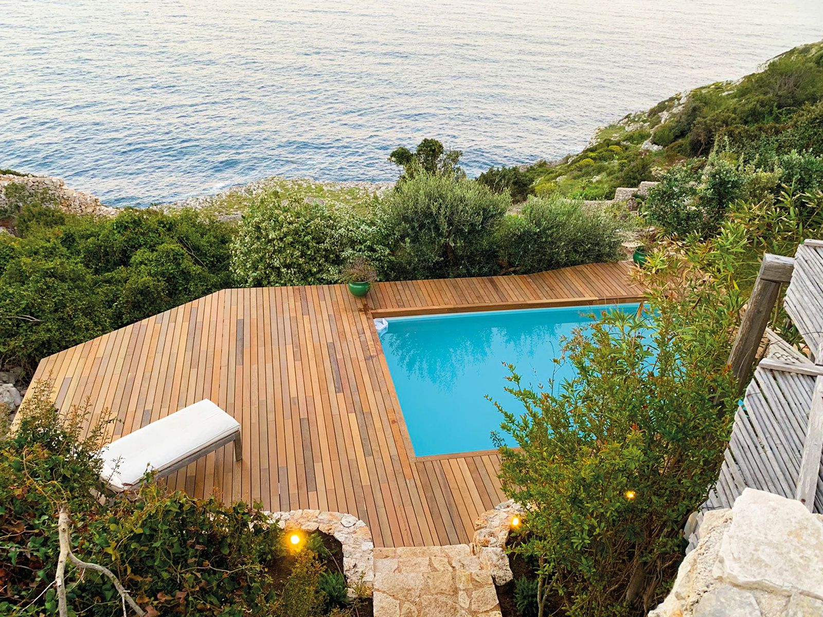 Ravaioli Legnami: Decking e pannelli in legno per facciate | Archiproducts