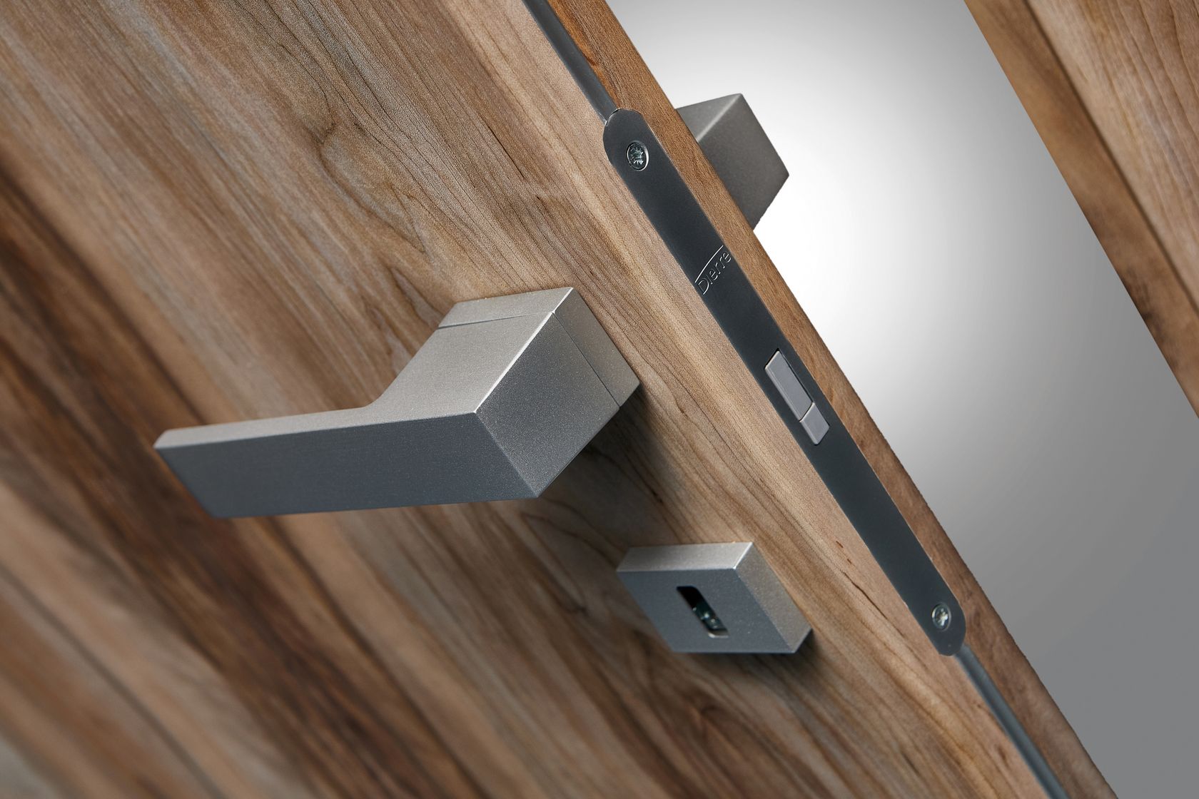 LOVLY Hinged door By DIERRE