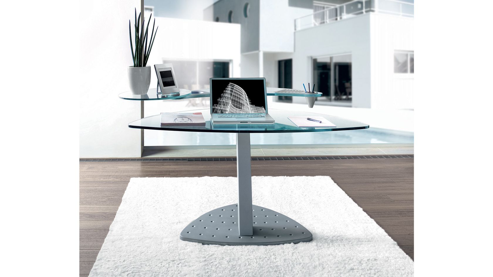 MACH 5 Glass writing desk By Reflex