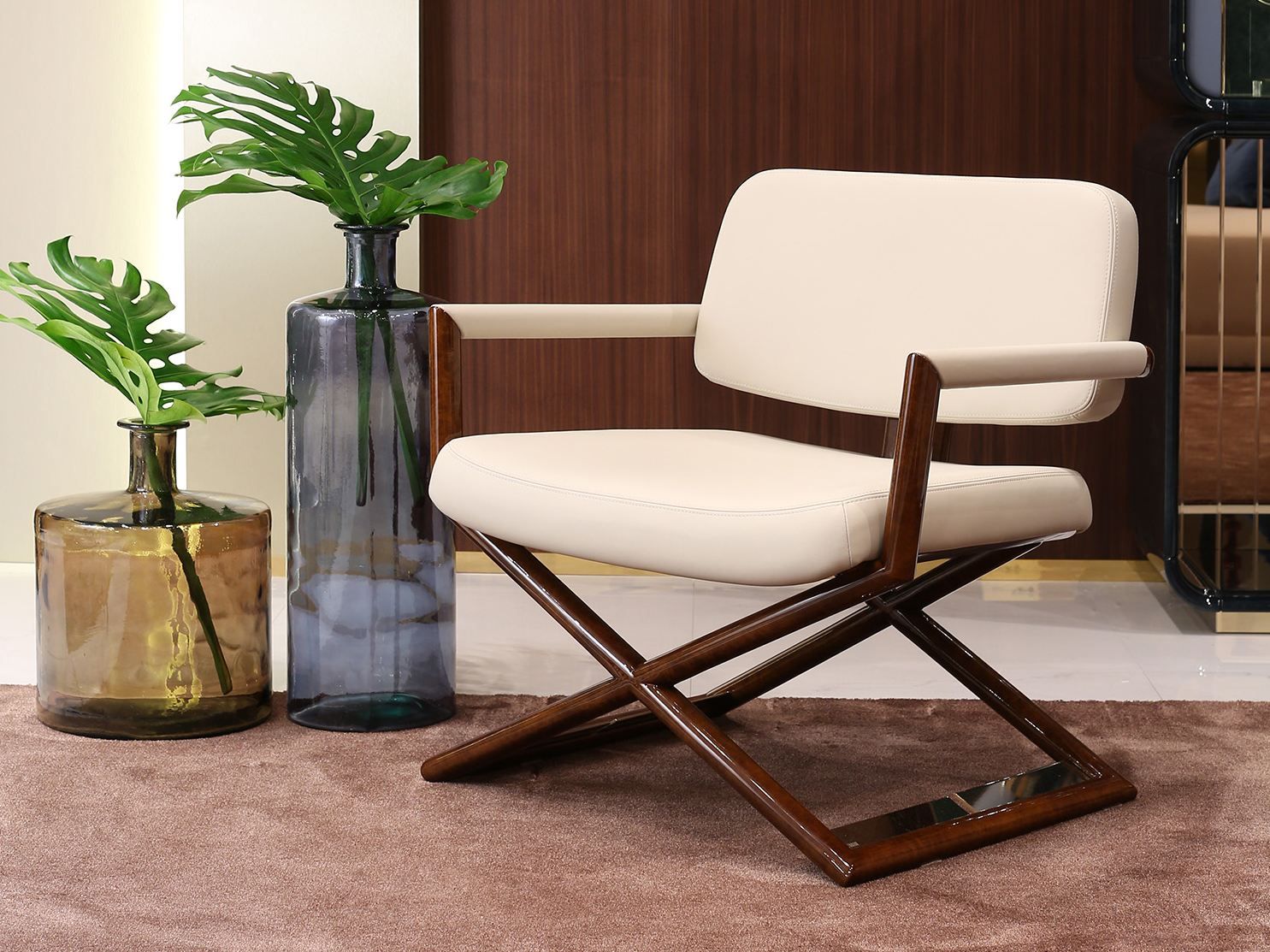 MADISON | Easy chair By Turri