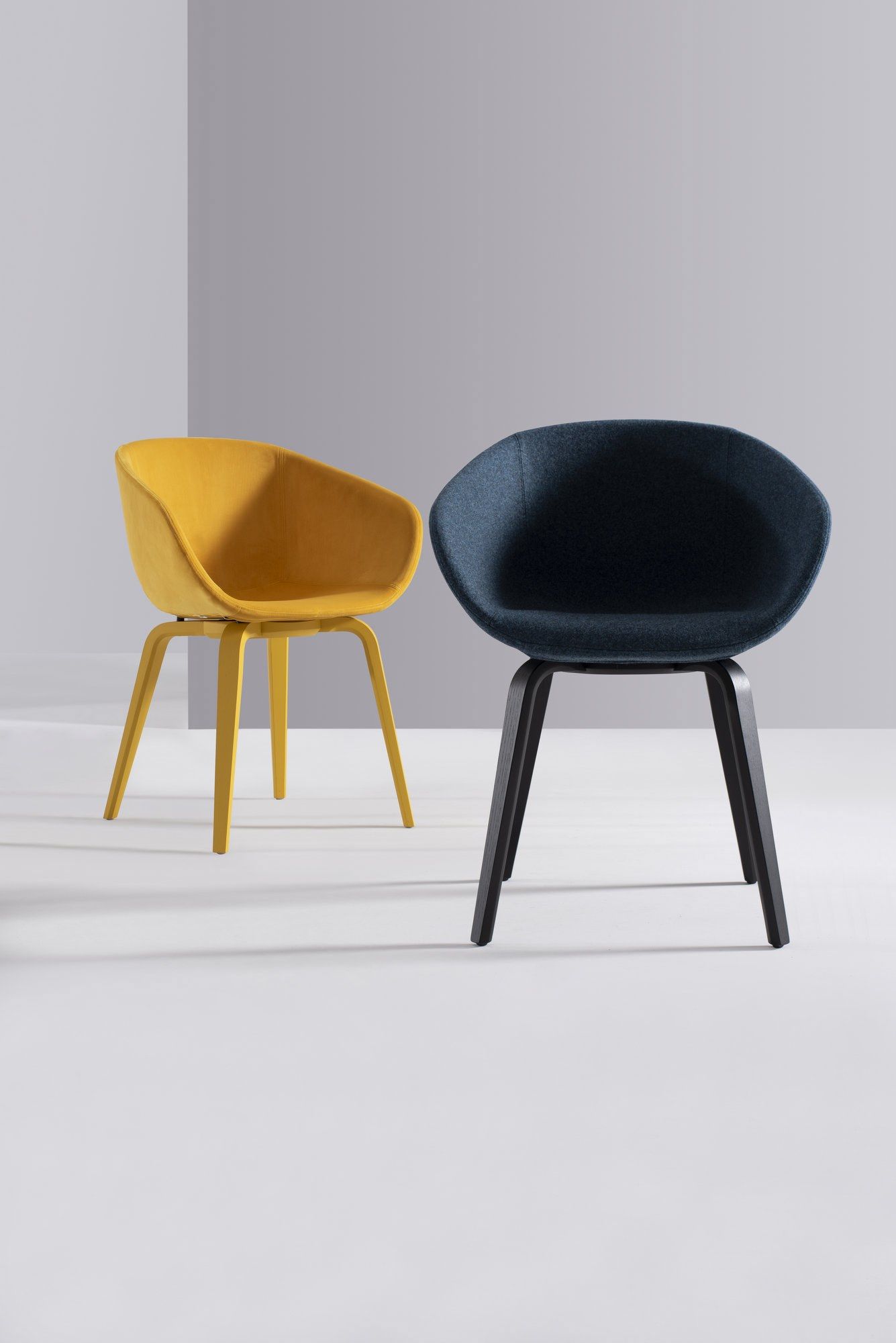 MAYA FP UP | Tanned leather chair Tanned leather chair with armrests By SOFTLINE 1979