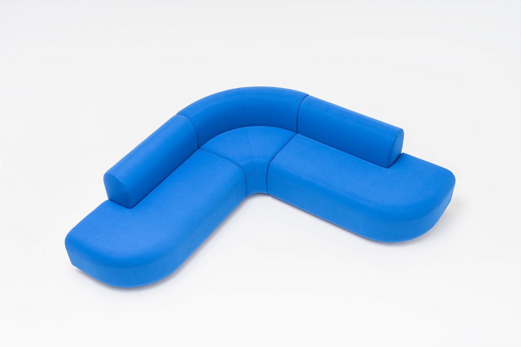 ARTIKO Modular sectional fabric sofa By MDD