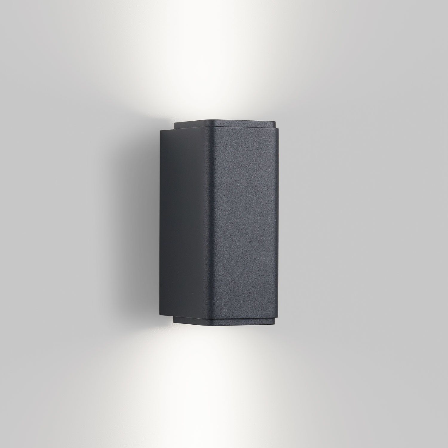 MOMBA | LED Outdoor wall Lamp By Delta Light