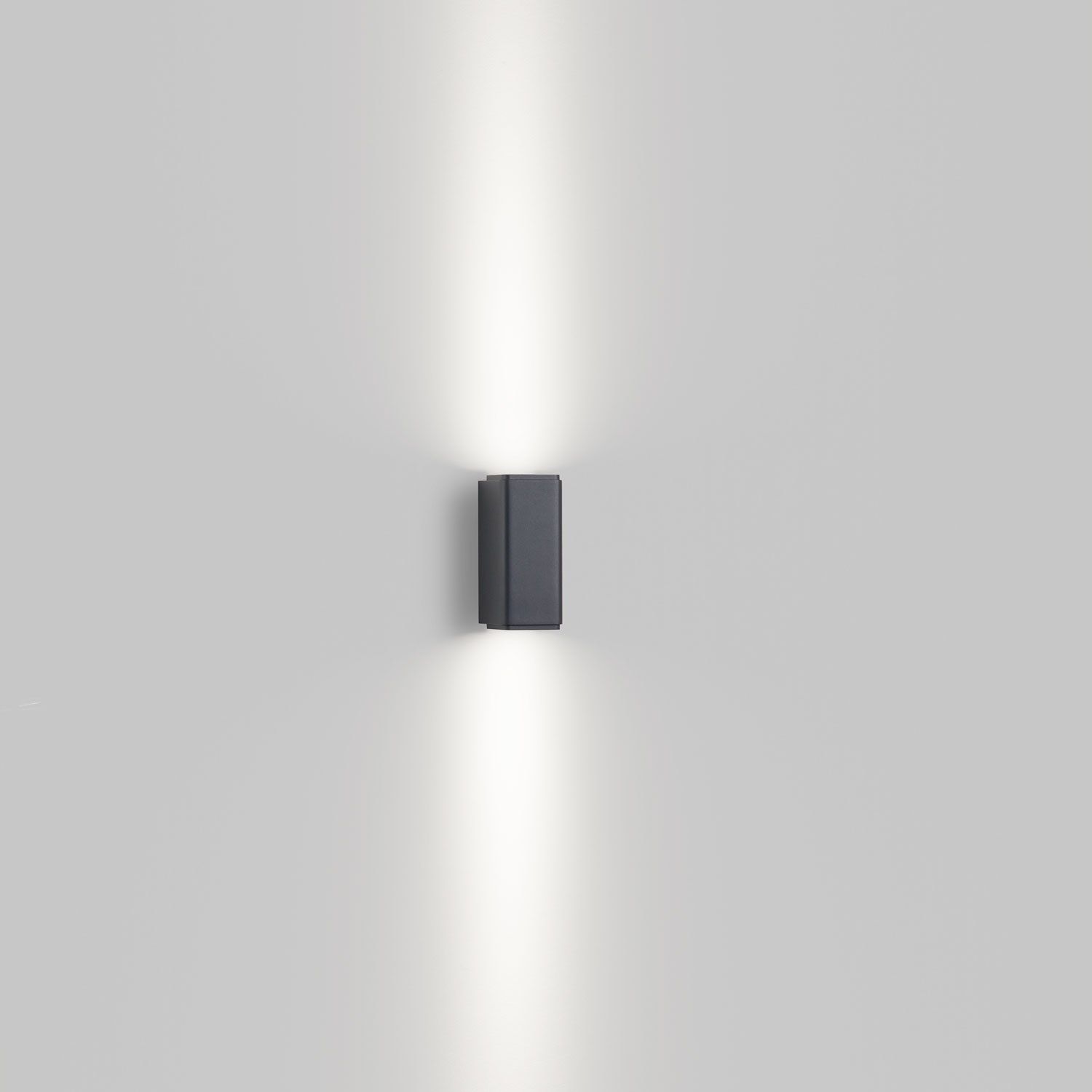 MOMBA | LED Outdoor wall Lamp By Delta Light