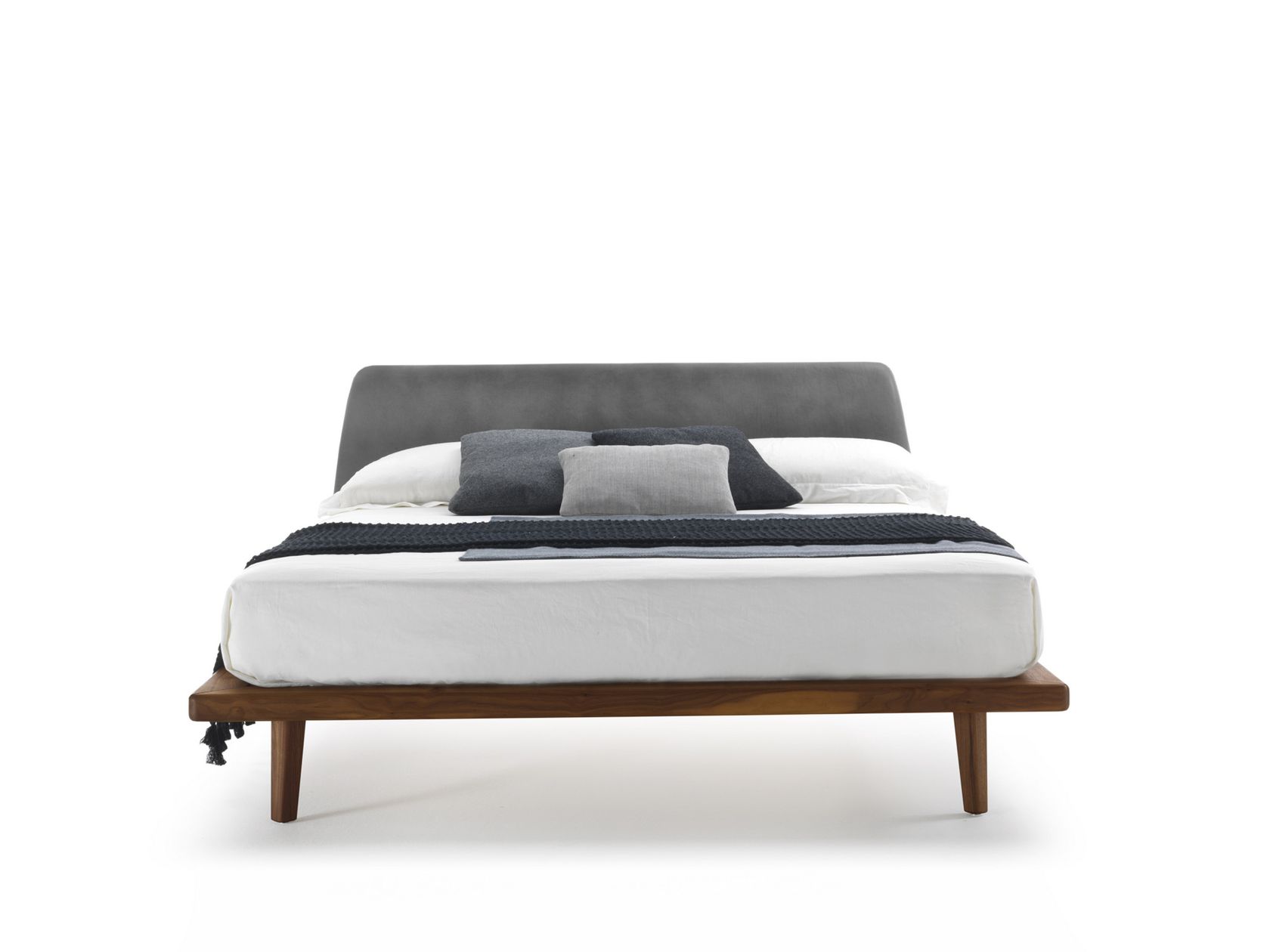 MY BED Solid wood bed with upholstered headboard in fabric By Riva 1920 ...