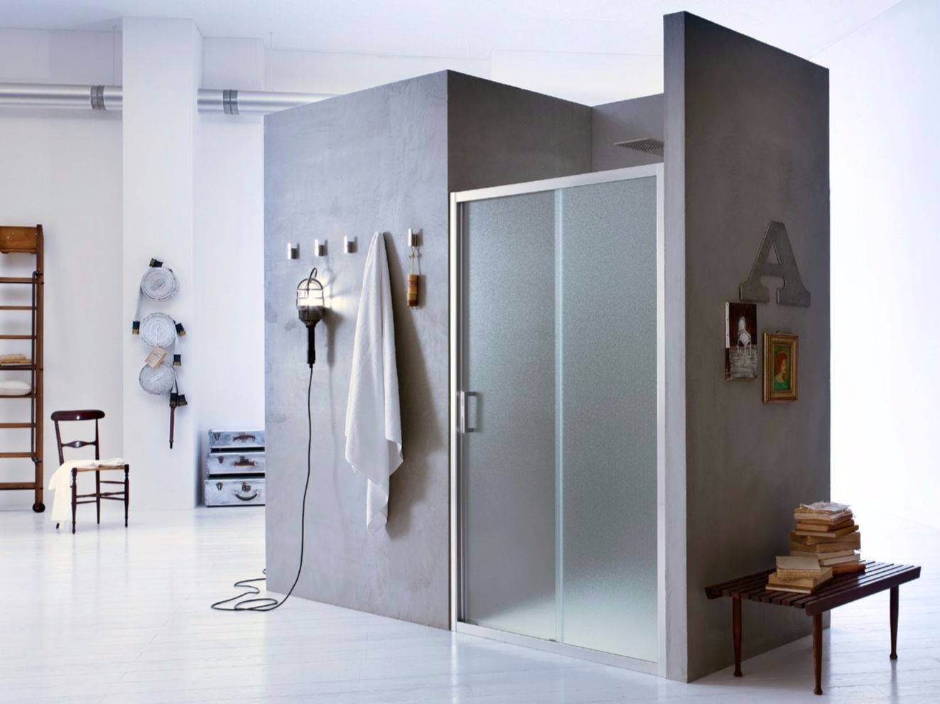 Niche glass shower cabin with sliding door NEW CLAIRE - 2 New Claire ...