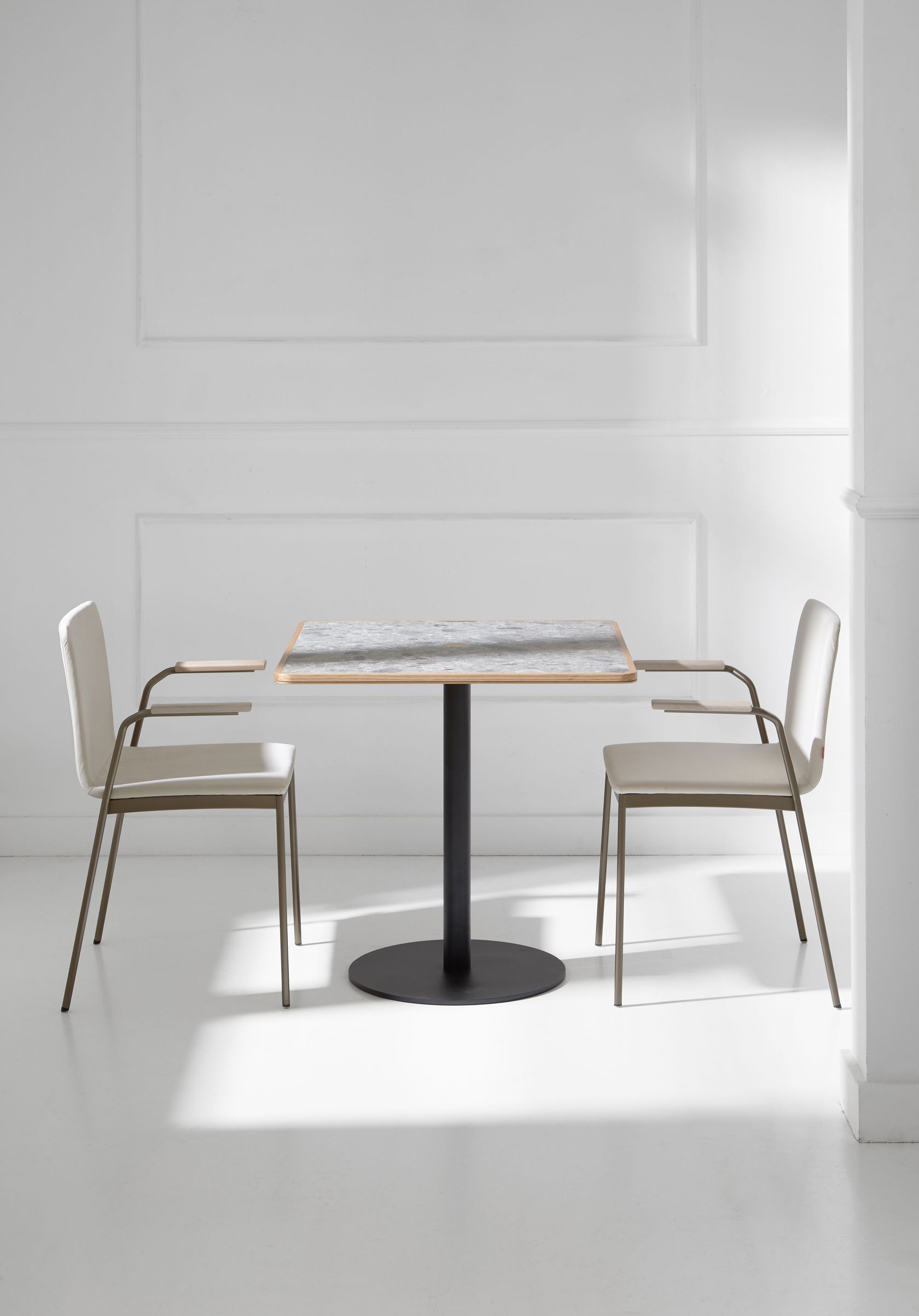 NUCLEO MARBLE Square marble table By Punt