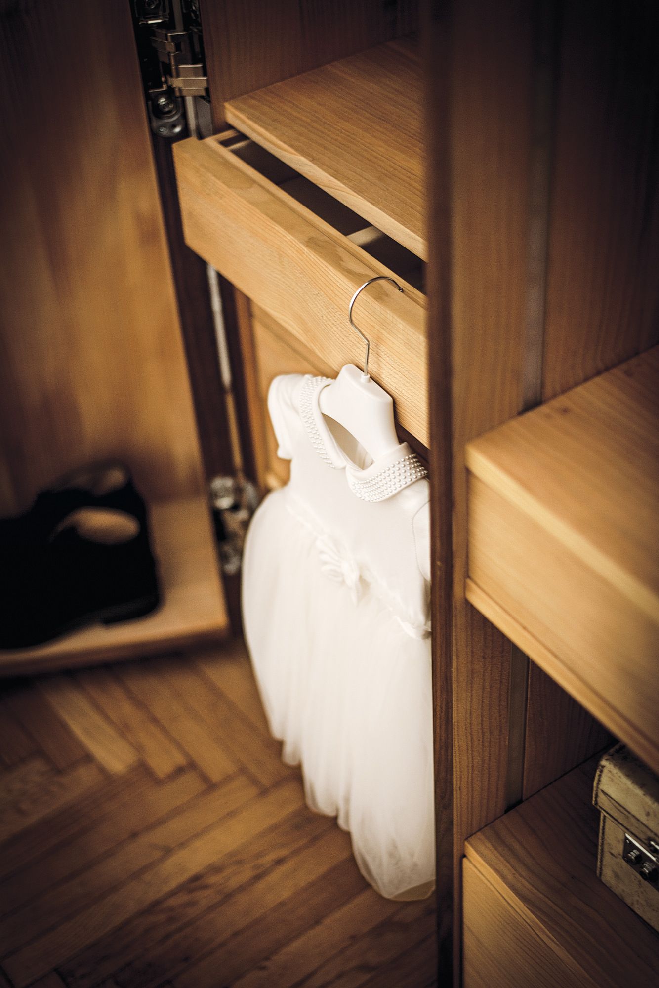 NUIT Wardrobe in blockboard and solid wood By Riva 1920 | design ...