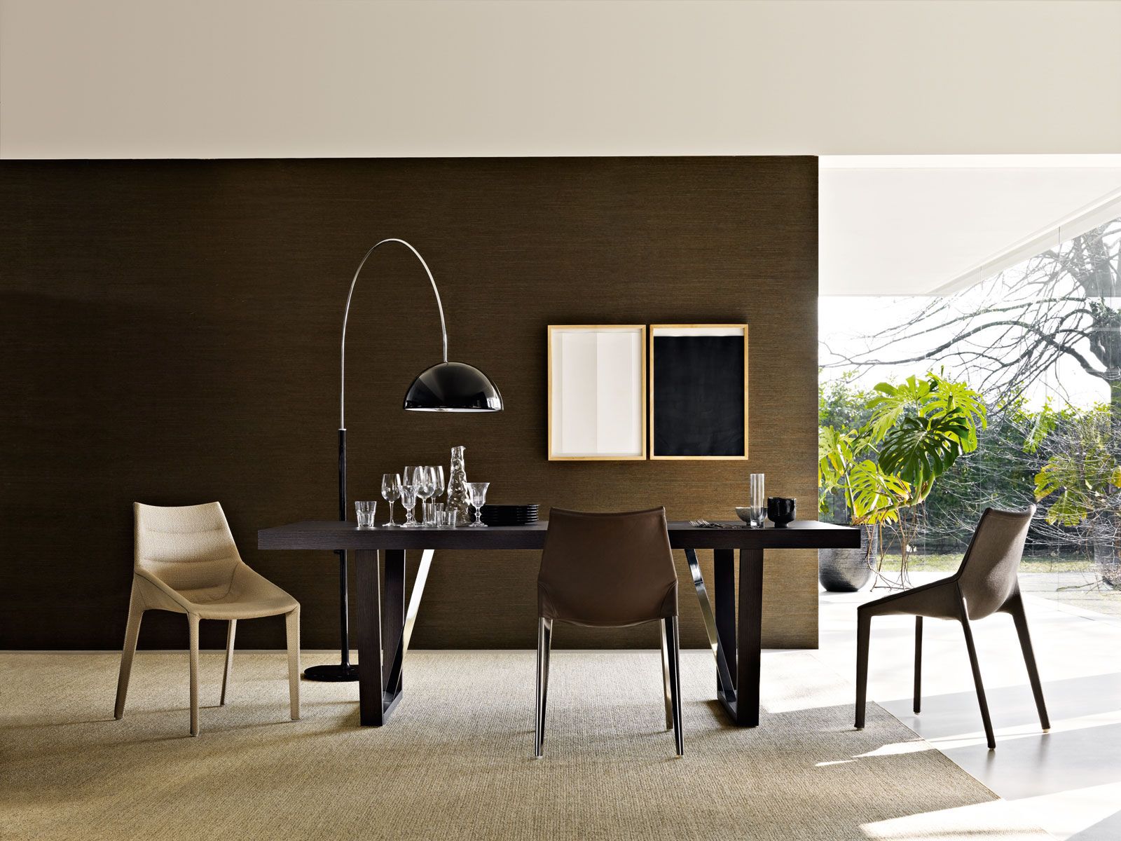 OUTLINE Ergonomic fabric chair By Molteni & C. | design Arik Levy