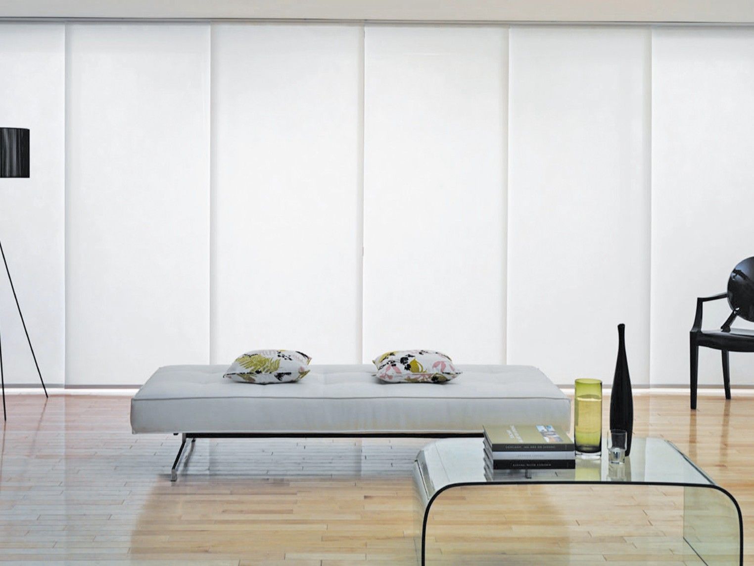 Sliding panel curtain By SOLARCHECK