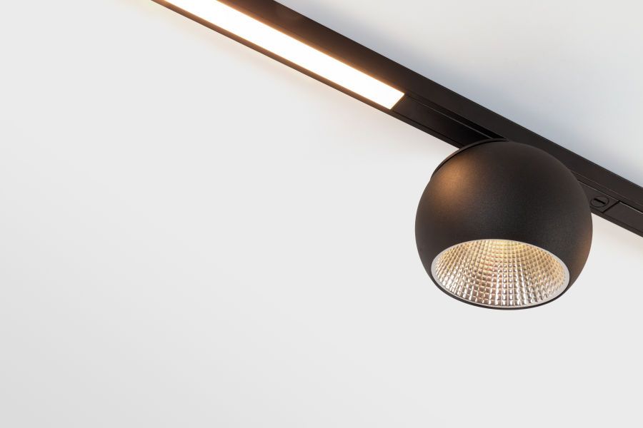 PISTA LED magnetic track-Light By Modular Lighting Instruments | design ...