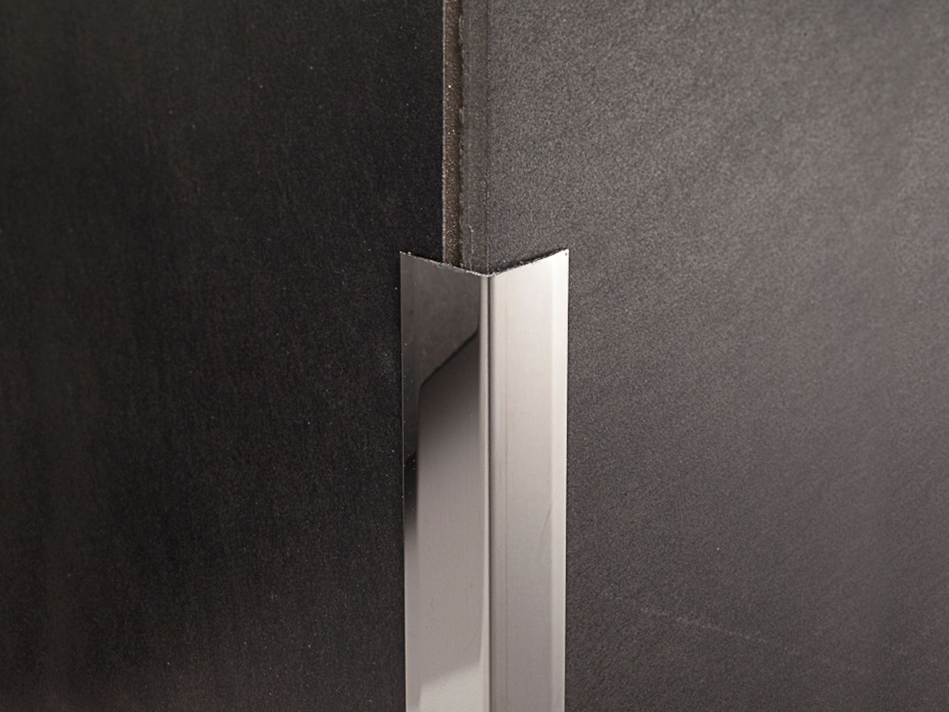 Profilo per angoli esterni PROCORNER M By PROFILPAS