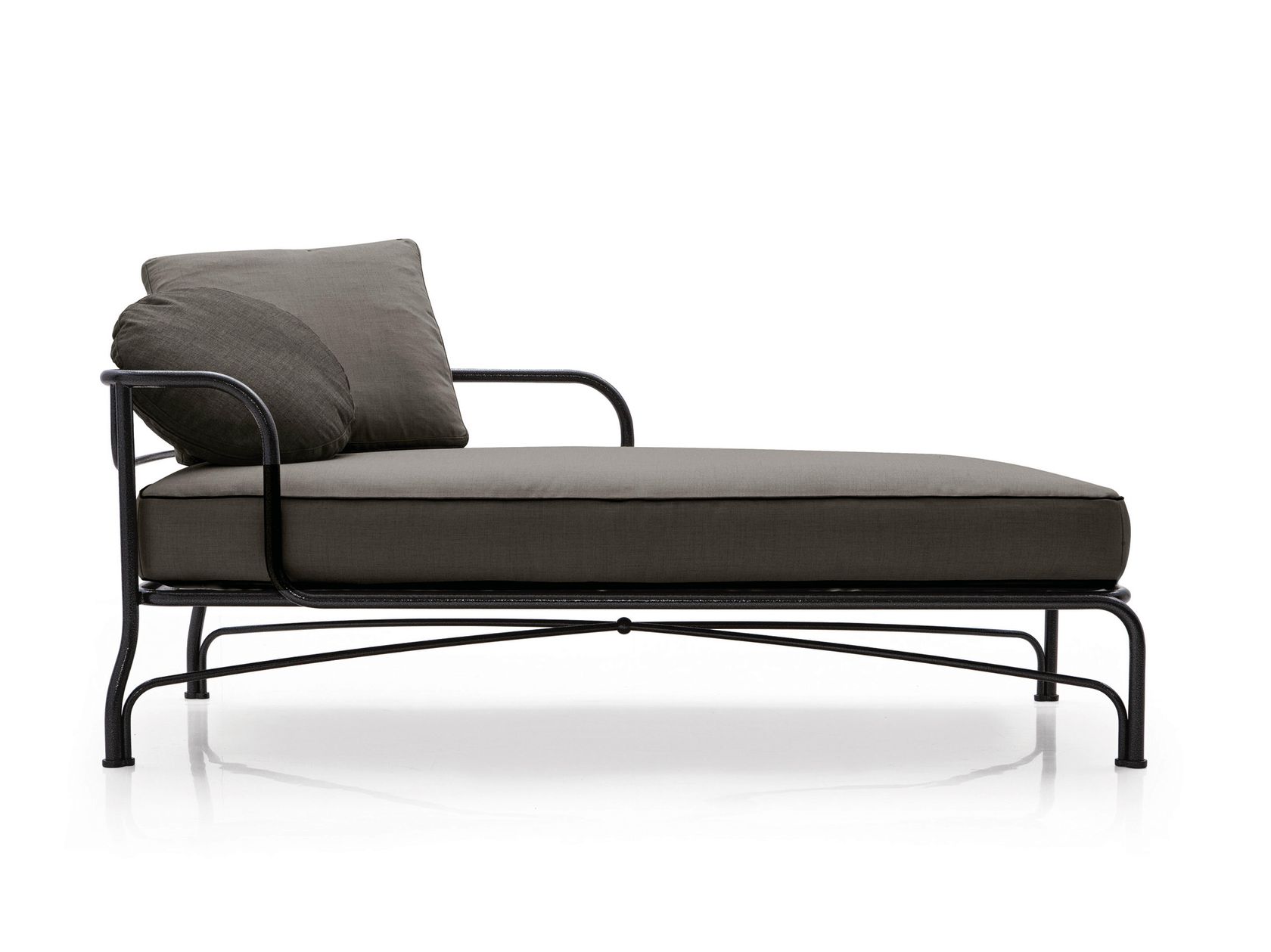 LE PARC CHAISE LONGUE By Minotti