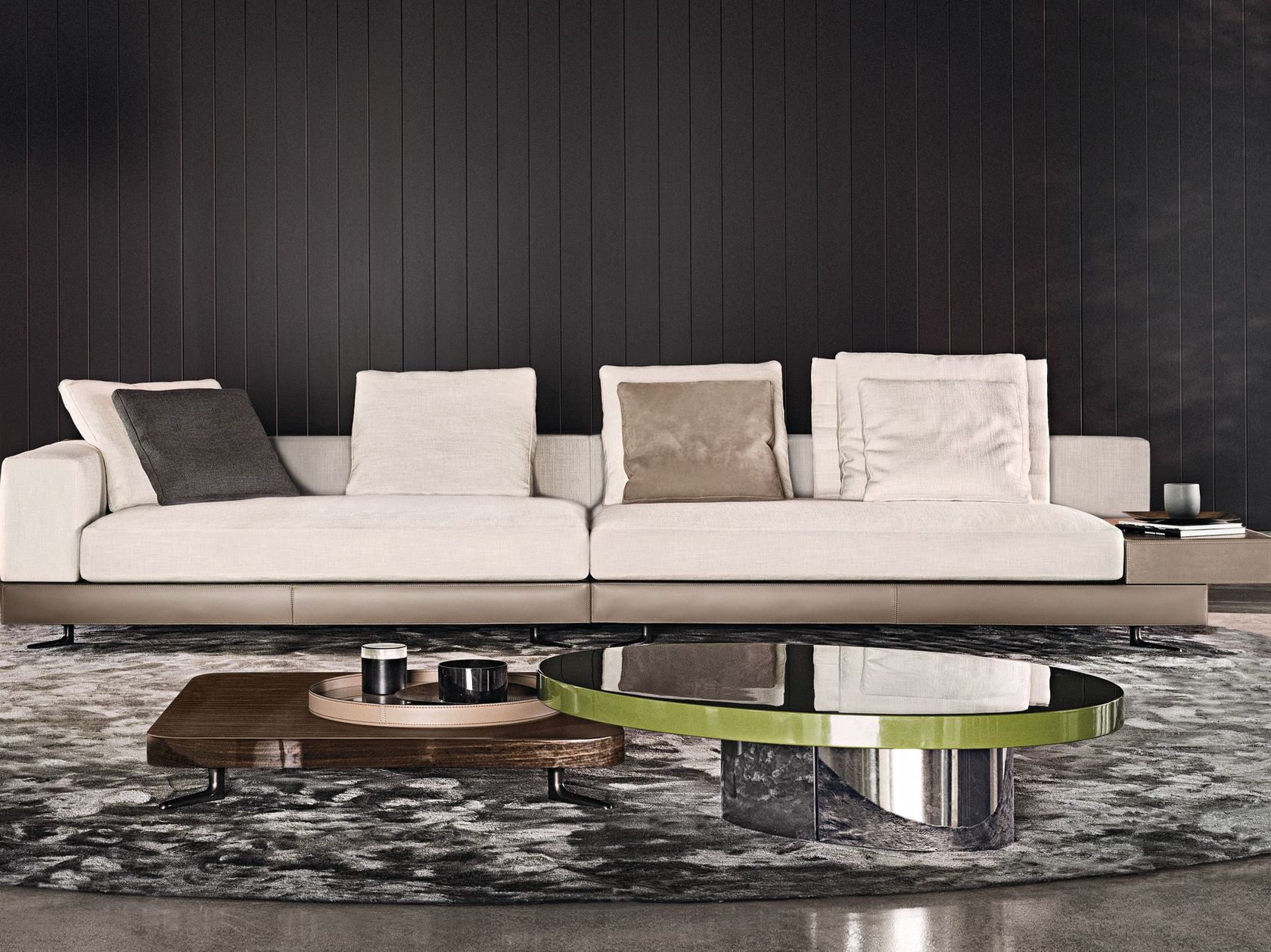 WHITE Sofa By Minotti | design Rodolfo Dordoni