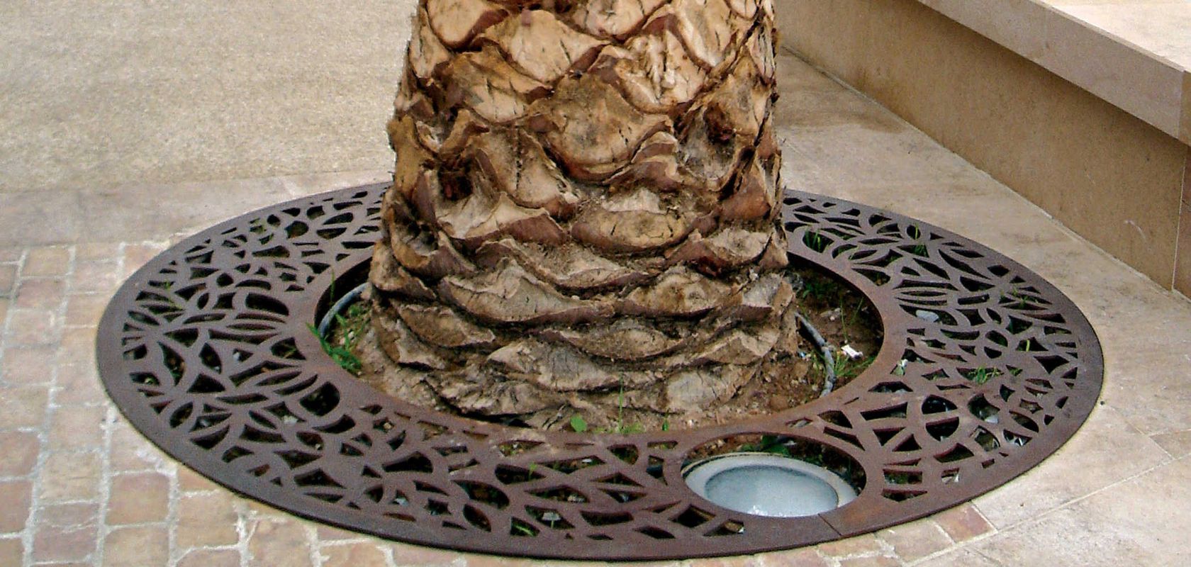 OBRA C - Q - R | Tree grill By Metalco design Marc Aurel