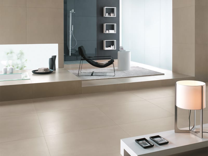 Pavimento/rivestimento in gres laminato effetto cemento OVER By COTTO D'ESTE