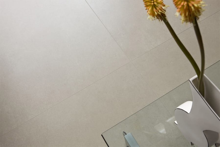 Pavimento/rivestimento in gres laminato effetto cemento OVER By COTTO D'ESTE