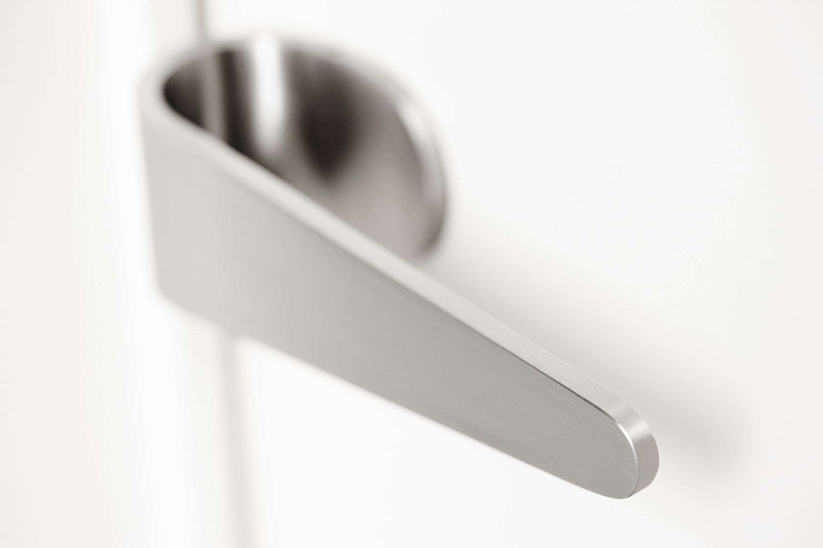 FOLD Stainless steel door handle with lock By Formani | design Tord Boontje