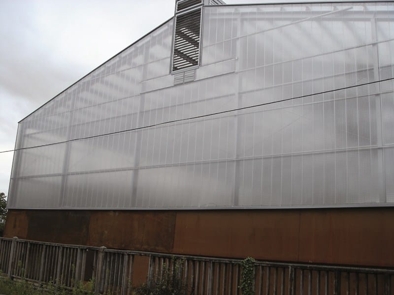 arcoPlus® 547/ 549 Interlocking polycarbonate system for traslucent ...