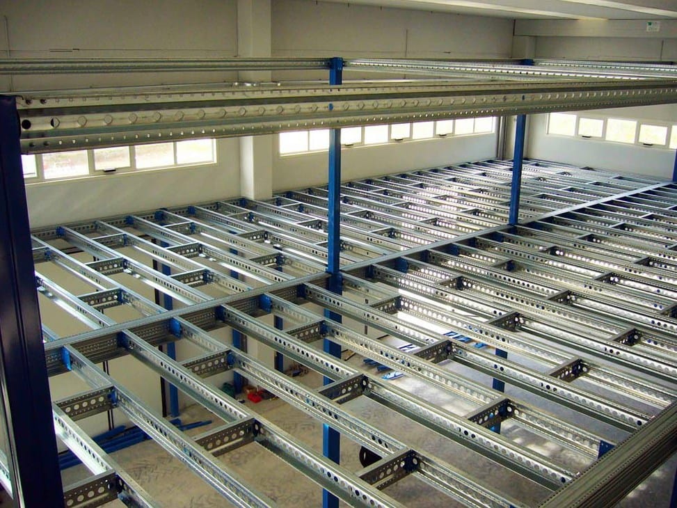 Estructura reticular espacial EDILIZIA INDUSTRIALE By Scaffsystem