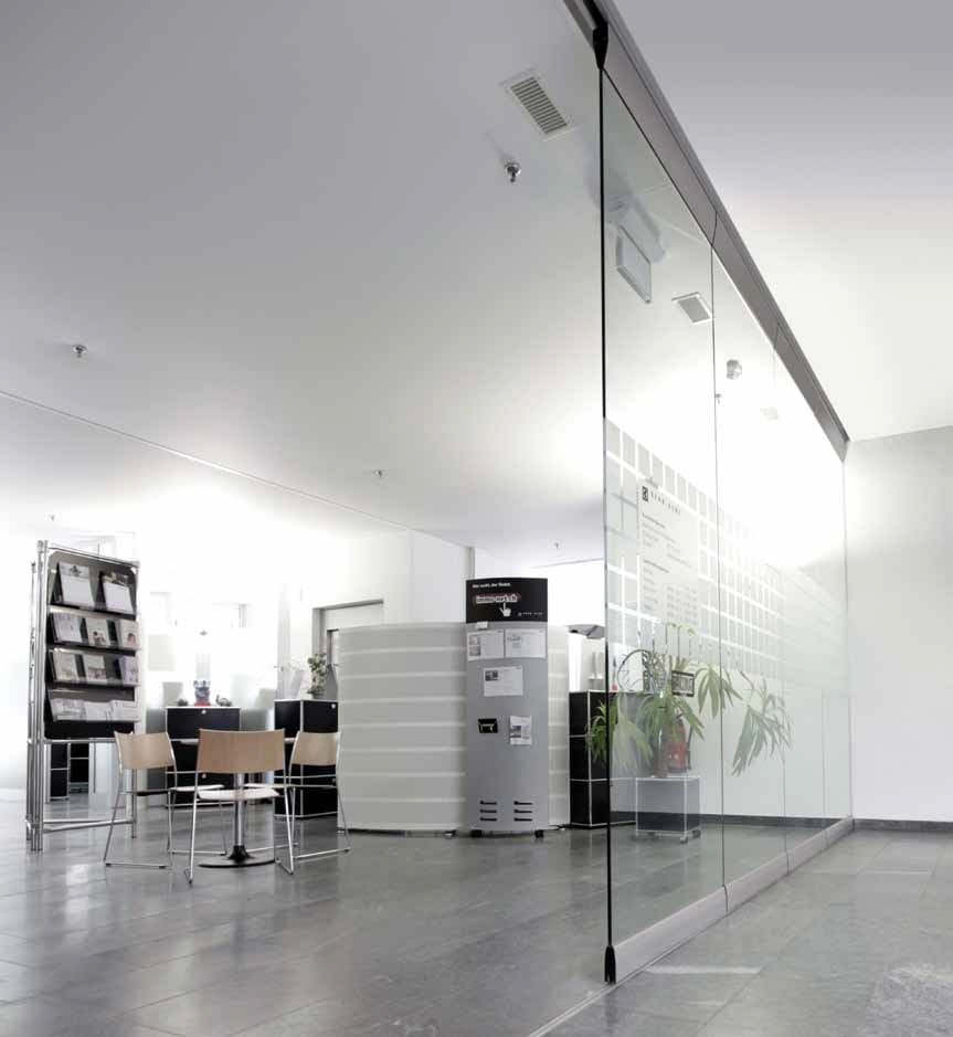 Sliding-wall system STW By Gilgen Door Systems