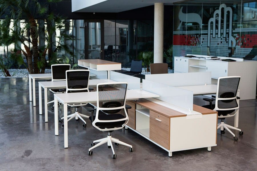 SPINE Sectional office desk with shelves By ACTIU
