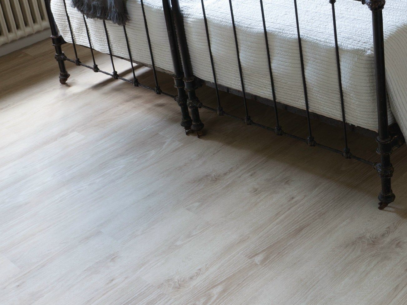 Self-adhesive Ultra thin vinyl floor tiles SENSO CLIC PREMIUM By gerflor