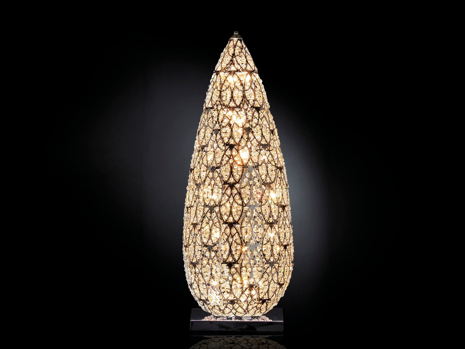 ARABESQUE FLAME By VGnewtrend