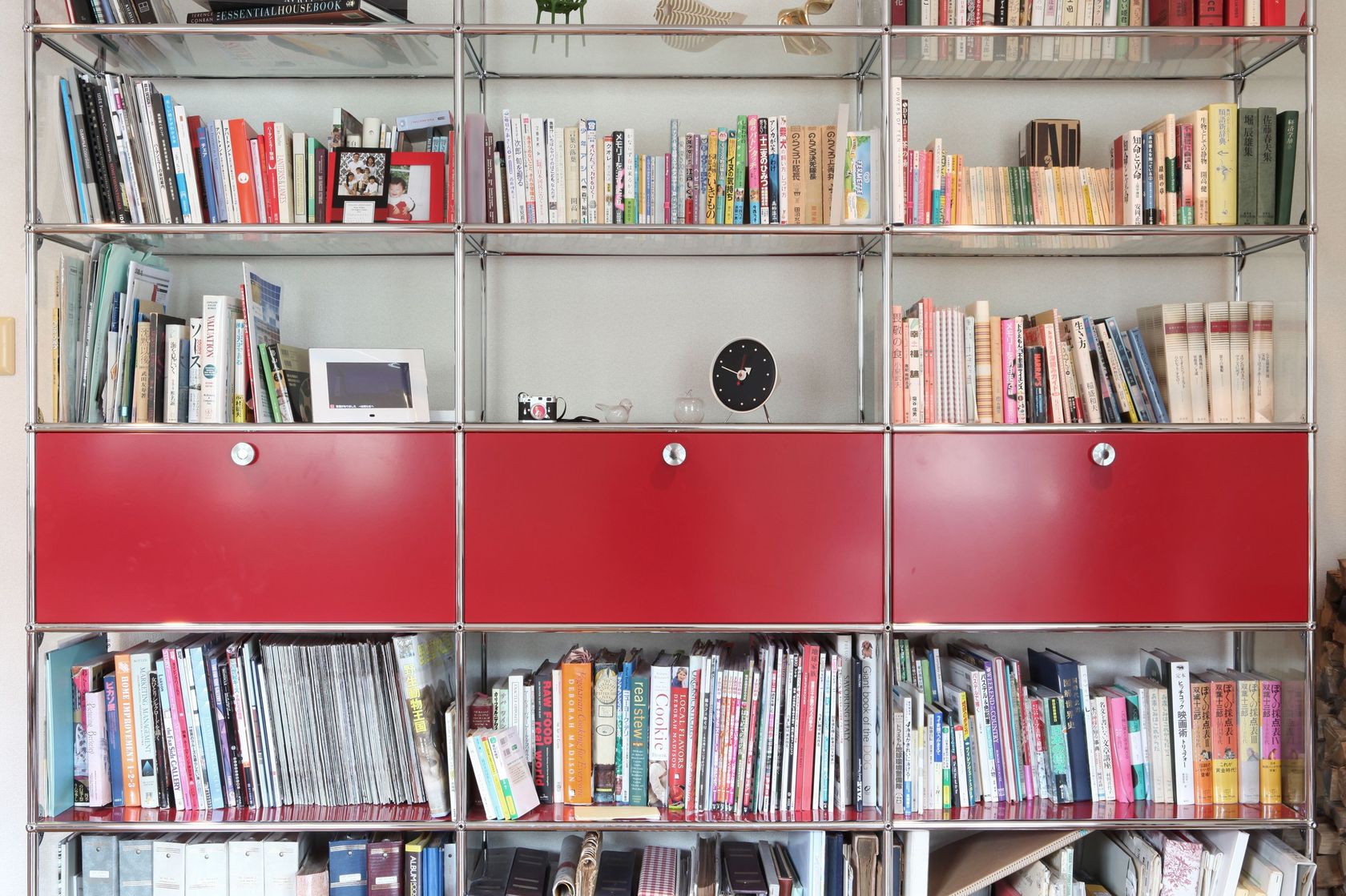 Libreria a giorno componibile in metallo USM HALLER BOOKSHELVES - USM ...