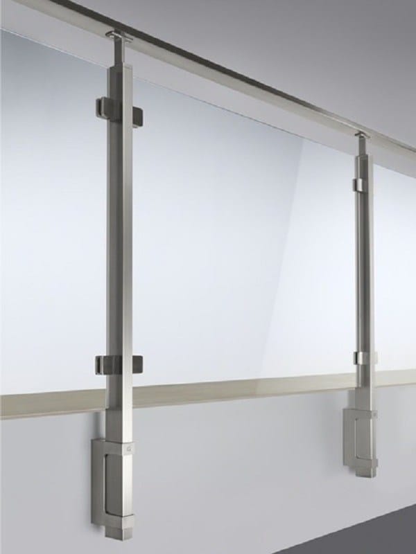 SQUARE LINE 60x30 Glass and Stainless Steel parapet By Q-RAILING ITALIA