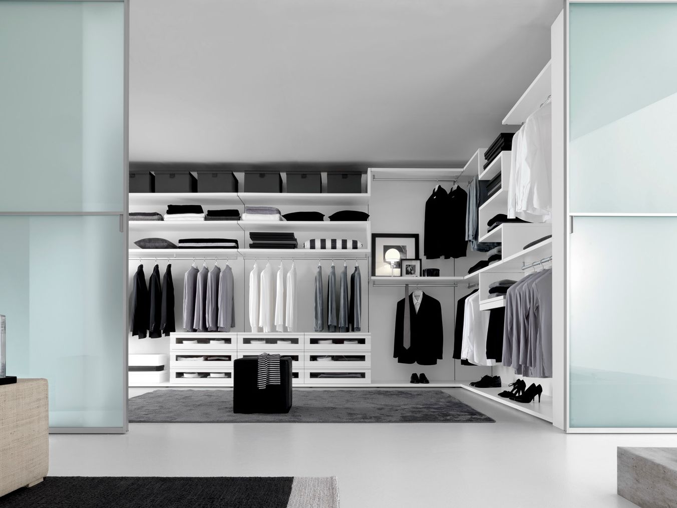 VARIUS | Corner walk-in wardrobe By Presotto design Tormena-neadesign