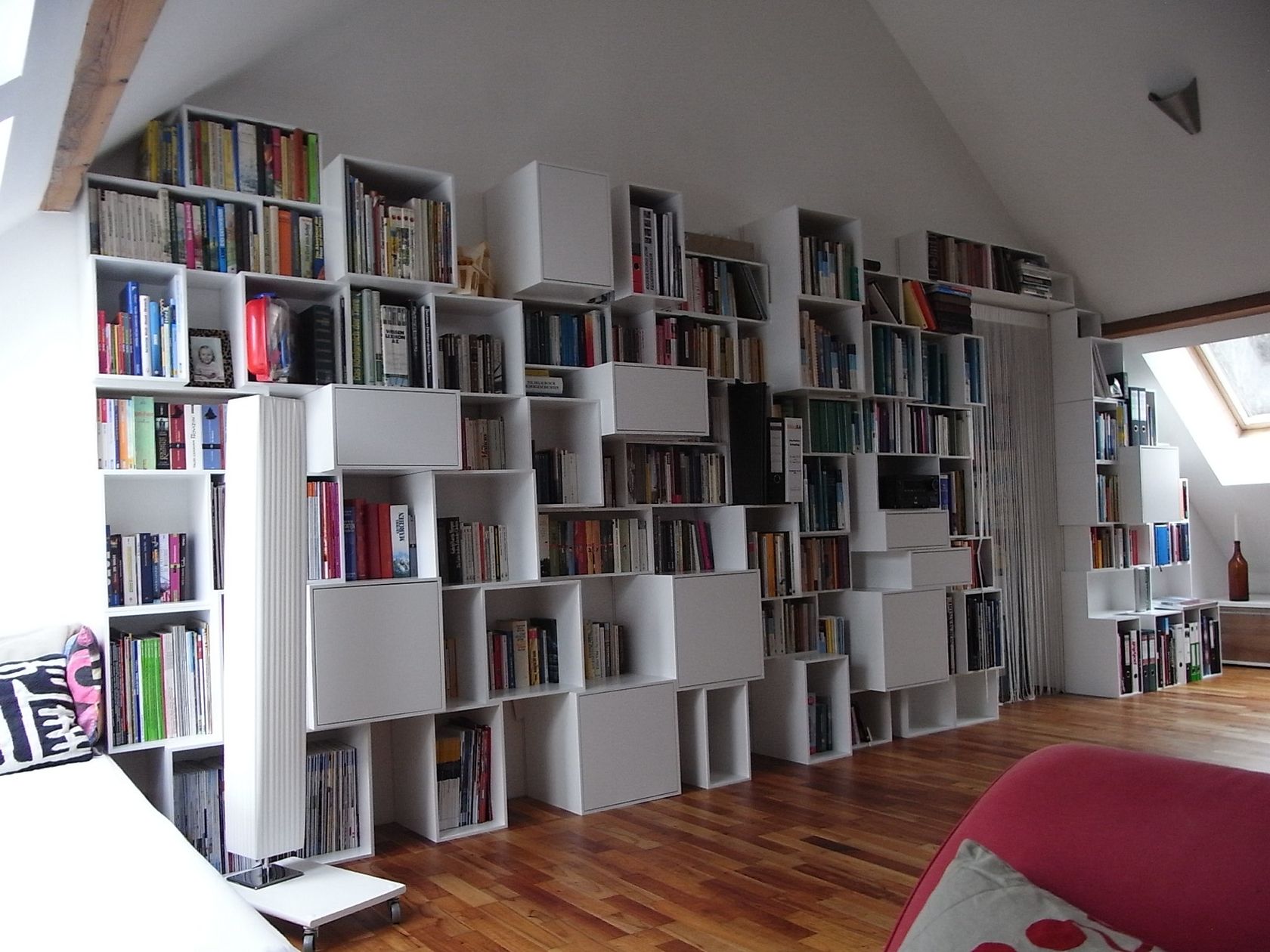 CUBIT Modular book shelves & Customer inspiration By Cubit by Mymito