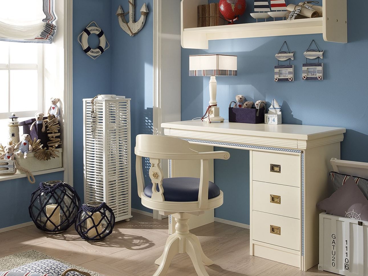 CORDAGE | Kids writing desk By Caroti