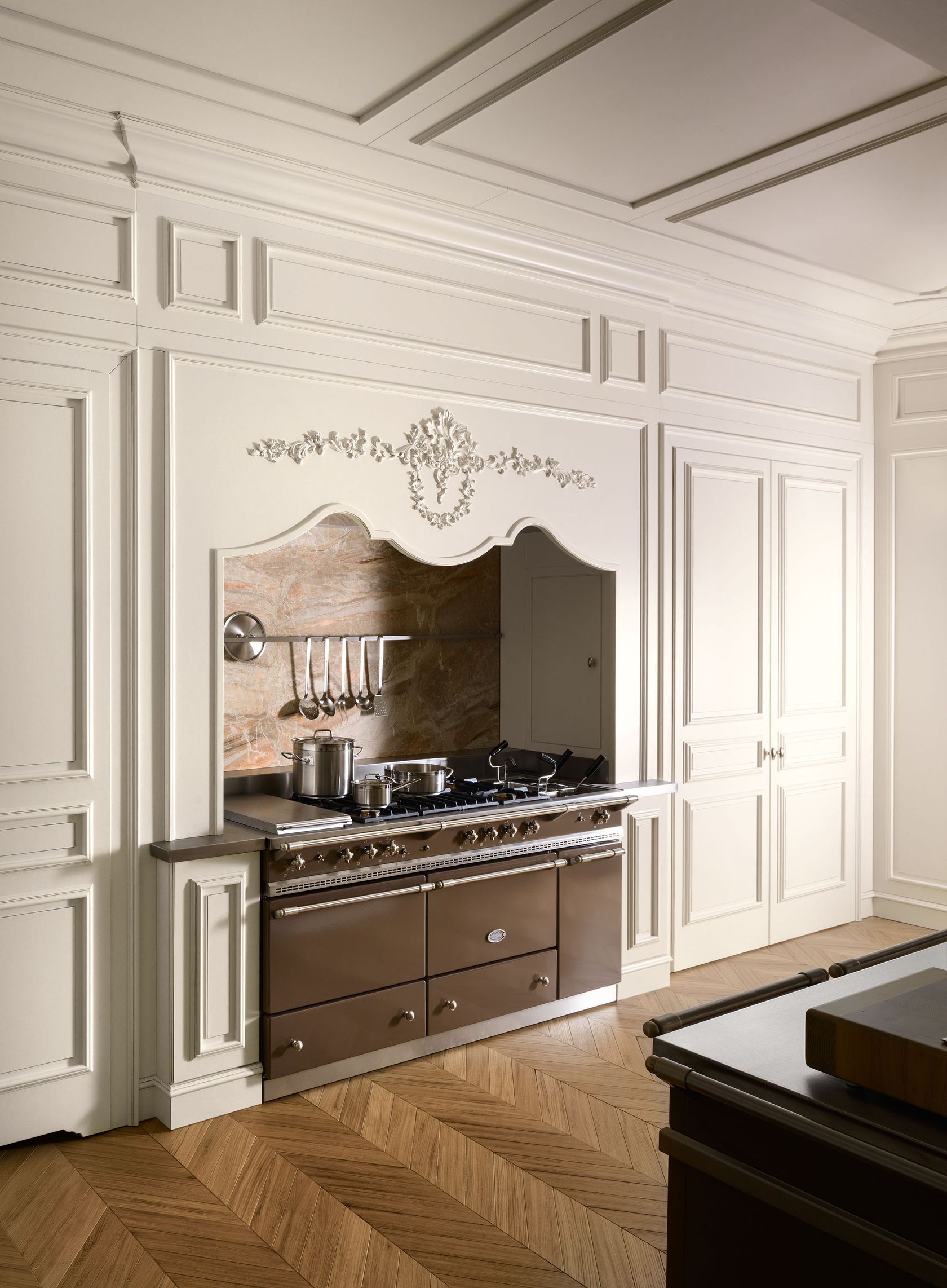 FLORAL | Fitted kitchen By L'Ottocento