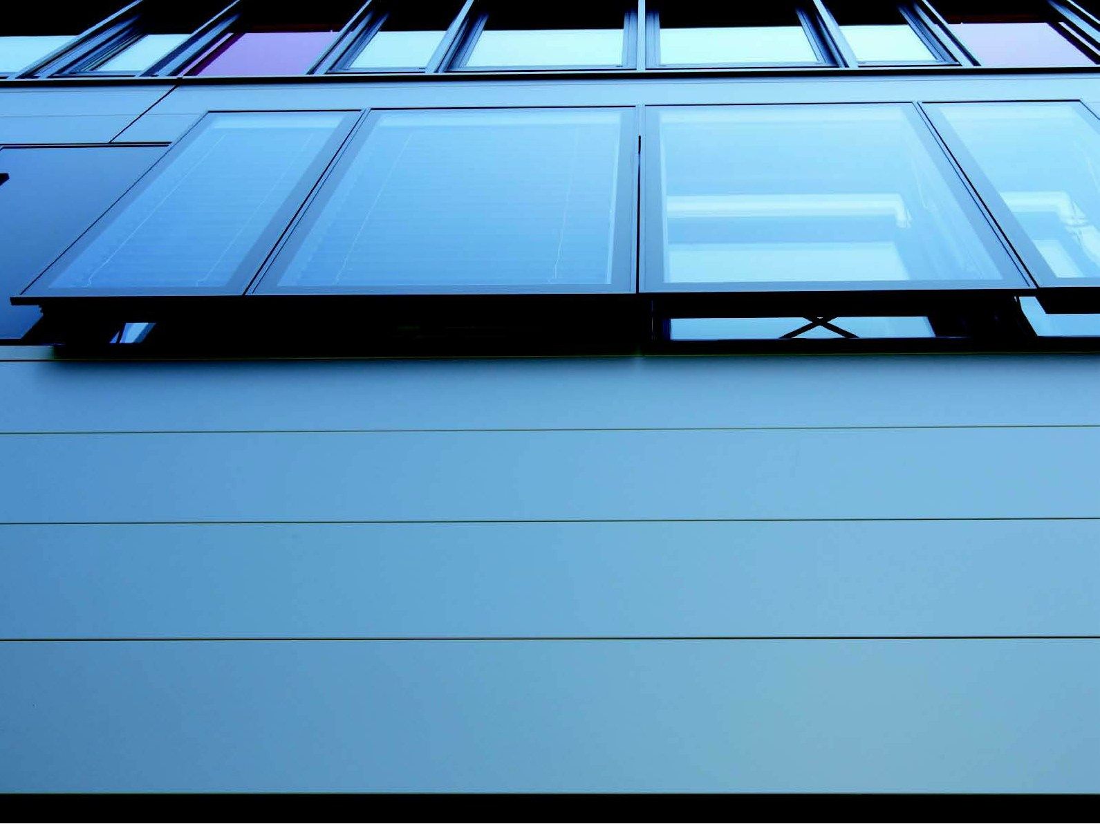 Hybrid window with double skin technology WICLINE 215 By WICONA