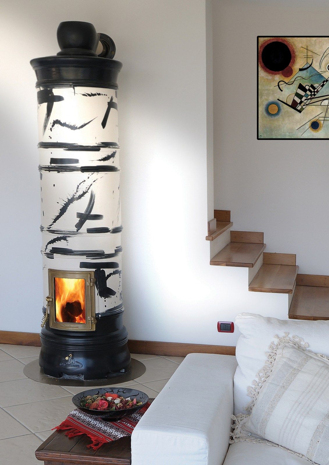 RONDÒ Wood-burning ceramic stove By LA CASTELLAMONTE