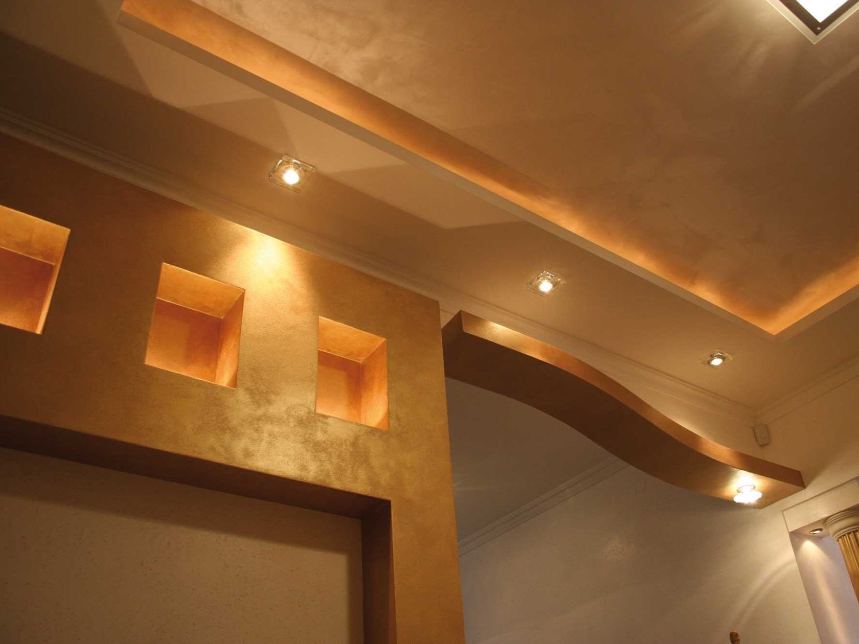 Decorative painting finish with metallic effect IMPERIUM By OIKOS