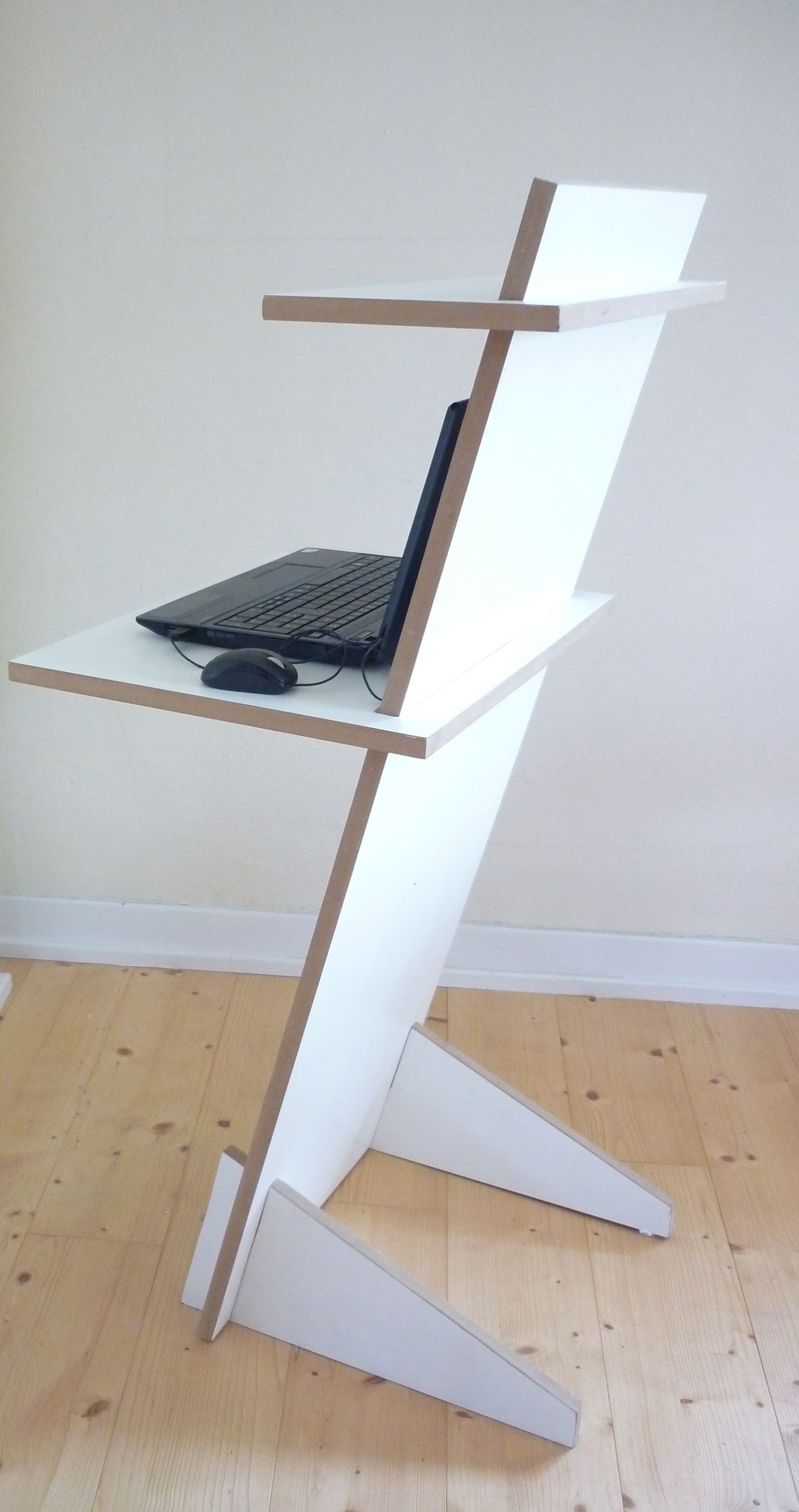 Mobile porta computer PULT By Tojo Möbel design Alexander Schenk