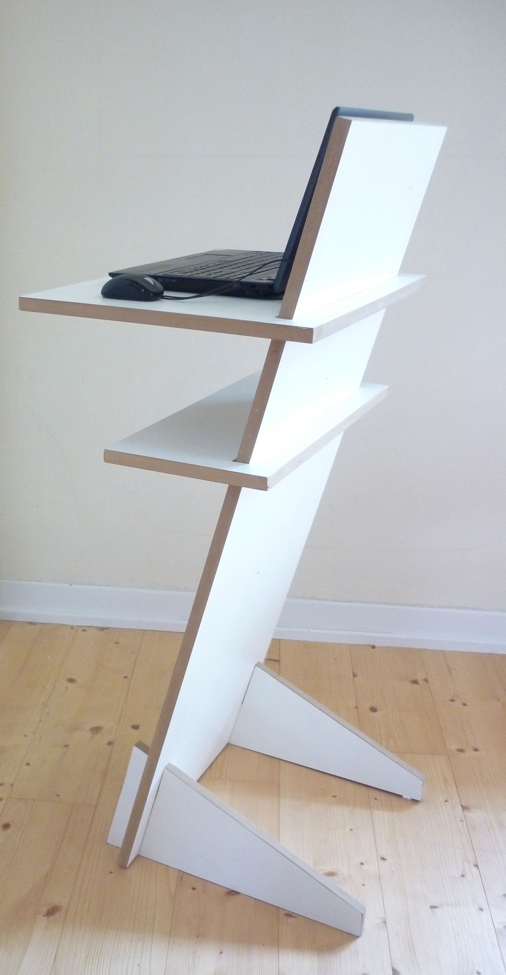 Mobile porta computer PULT By Tojo Möbel design Alexander Schenk