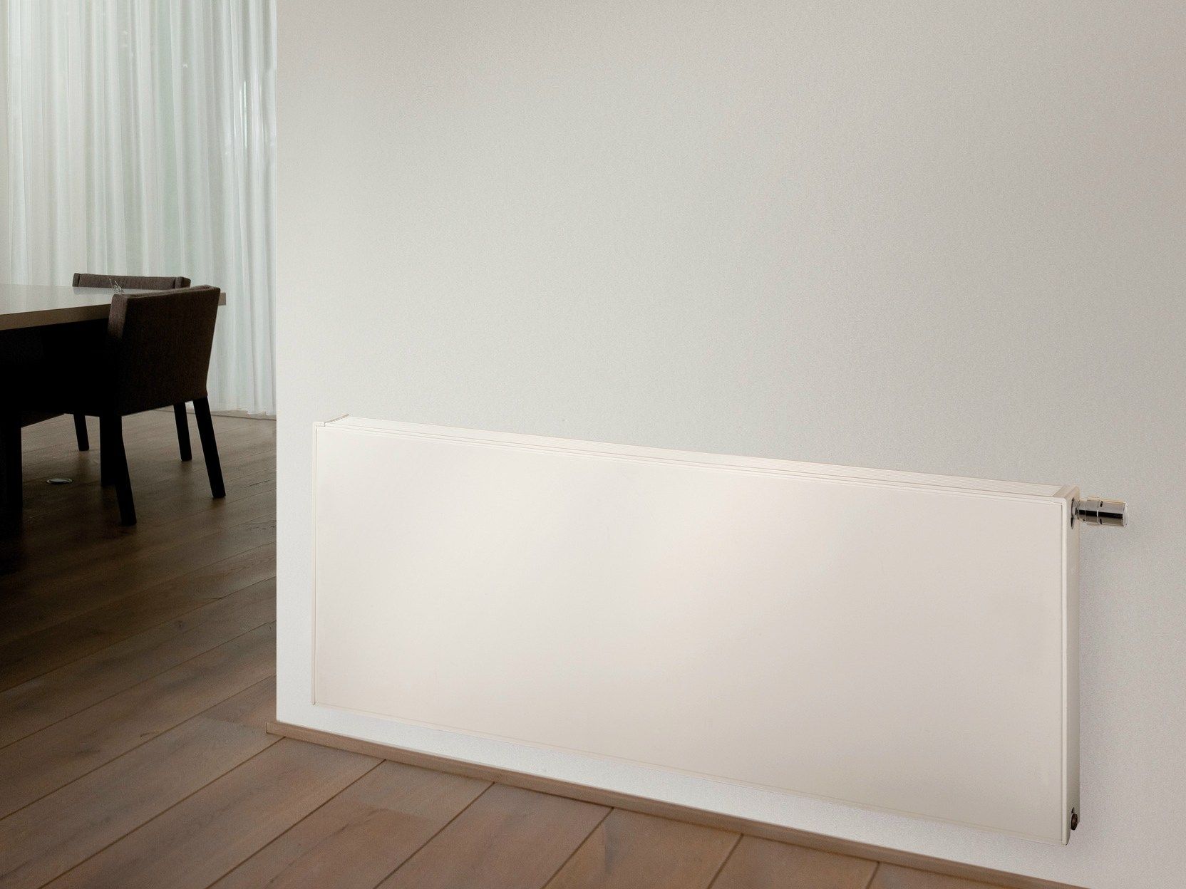 Horizontal steel panel radiator FLAT LINE By VASCO