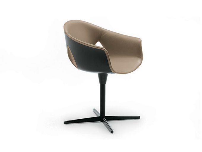 GINGER ALE | Chair with 4-spoke base By Poltrona Frau