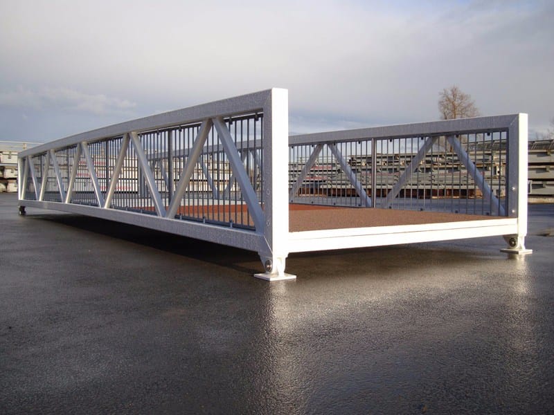 Ponte e pontone modulare JANSON CUSTOMIZED SOLUTIONS By Janson Bridging