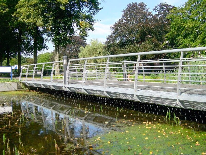 Ponte e pontone modulare JANSON CUSTOMIZED SOLUTIONS By Janson Bridging