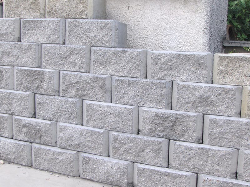 Brique porteuse en béton ROKKO-BLOCCO By Calubini