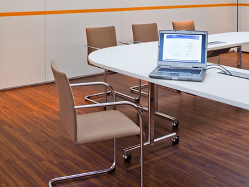 TORINO | Meeting table with castors By Brunner design Wolfgang C.R. Mezger
