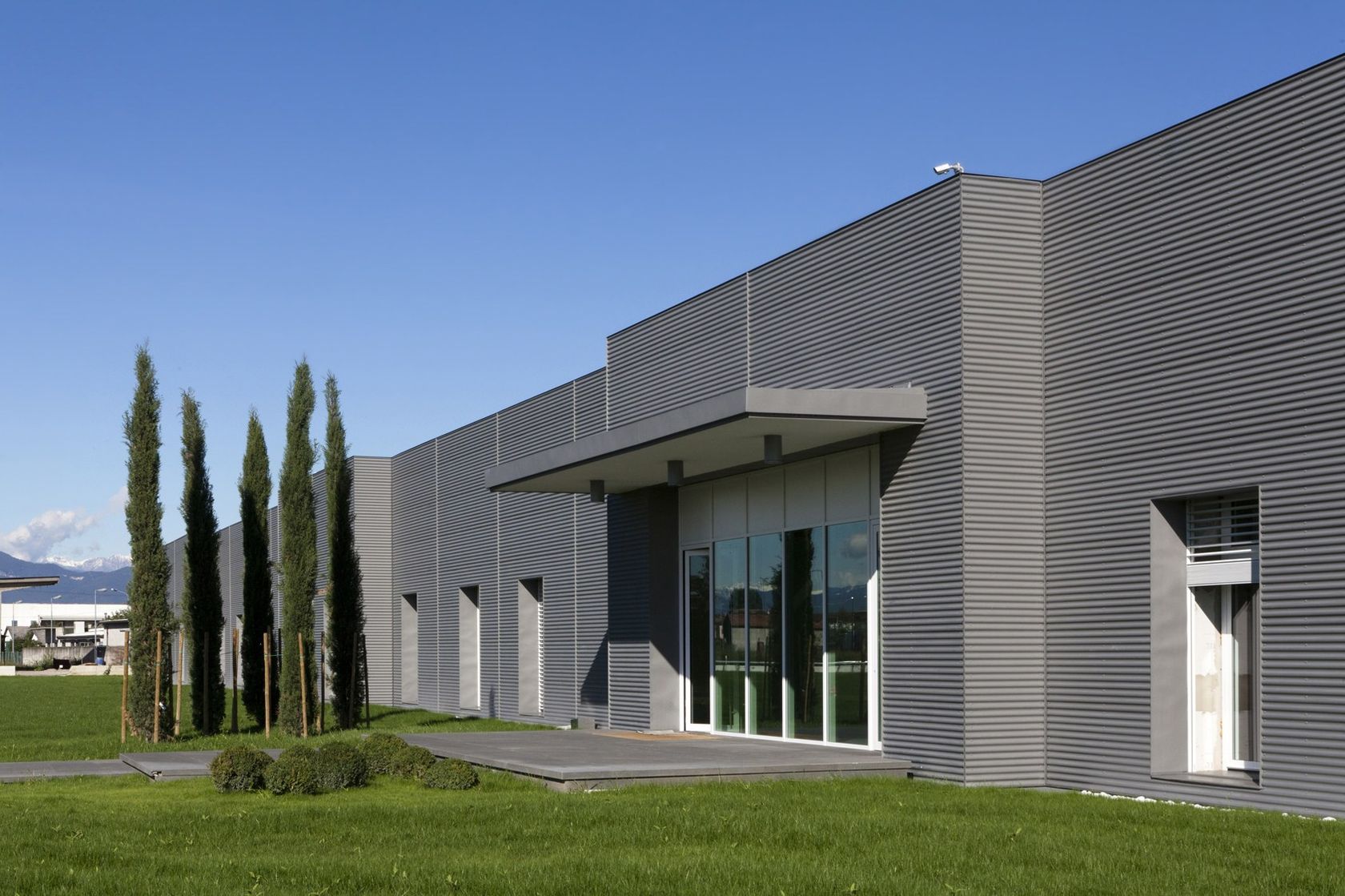 Panel y chapa metálica para fachada SINUS® By VMZINC